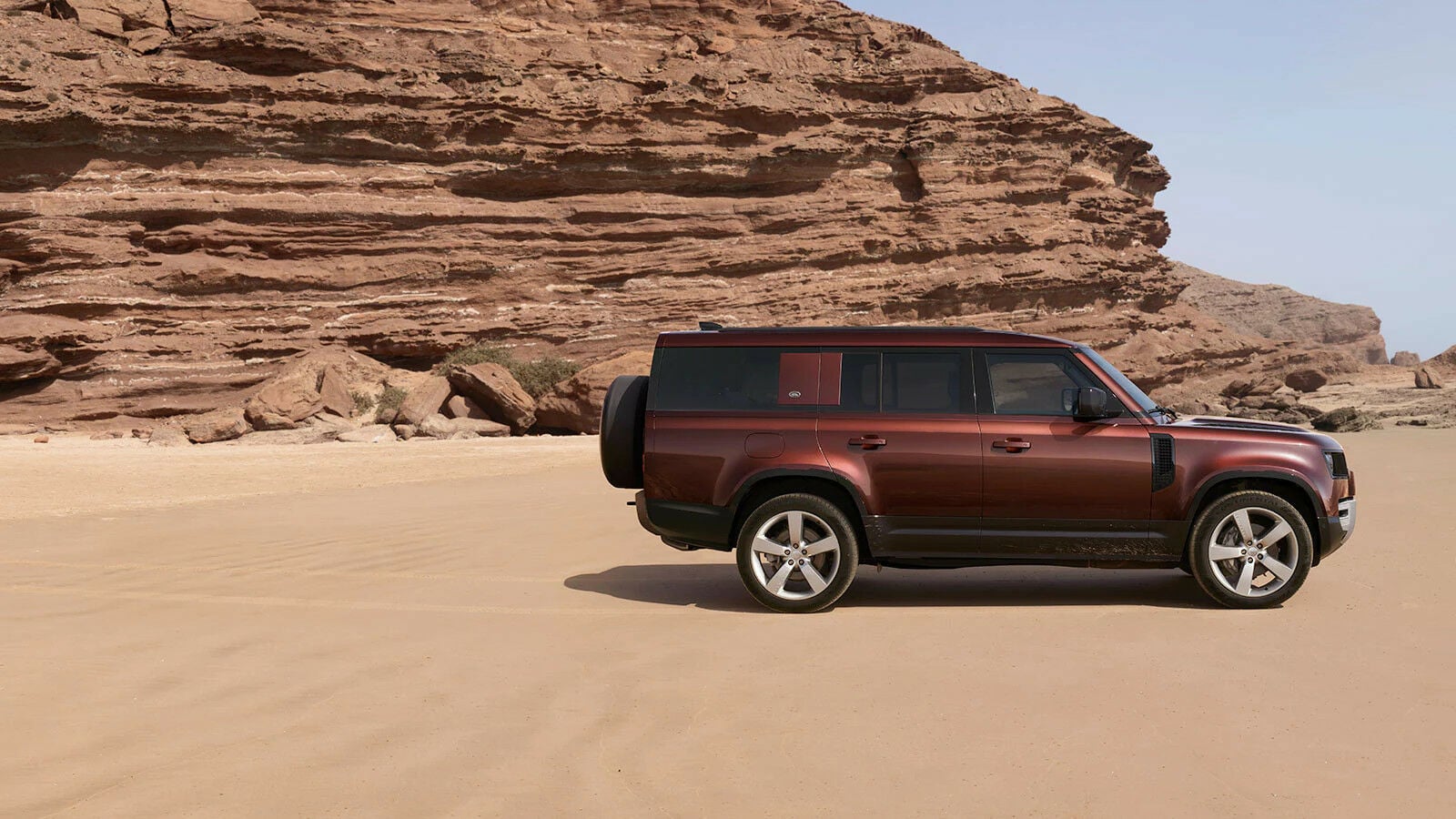 Luxury Compact SUVs, Sports & 4x4 Cars | Land Rover Singapore